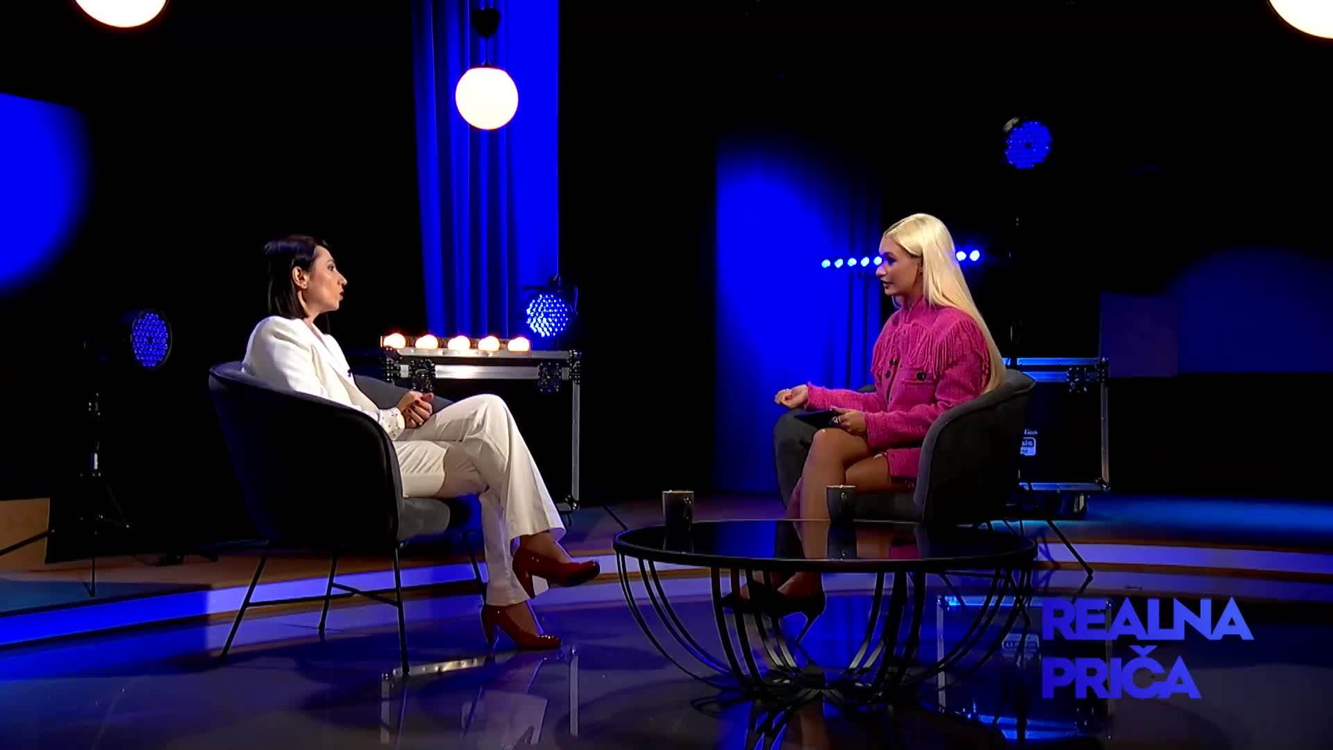 PAULINA MANOV PROGOVORILA O BEKSTVU OD KUĆE: Bila je jako mlada, a ...