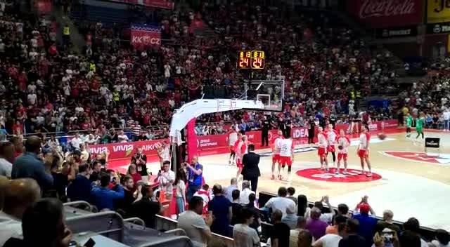 PIONIR SE POKLONIO DEJANU STANKOVIĆU: Trener fudbalera Crvene zvezde ... PIONIR SE POKLONIO DEJANU STANKOVIĆU: Trener fudbalera Crvene zvezde ...