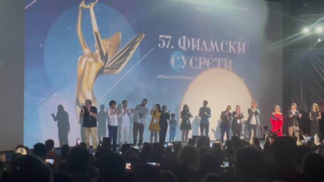 "Komedija na tri sprata", prvi film mlade rediteljke Sandre Mitrović ...